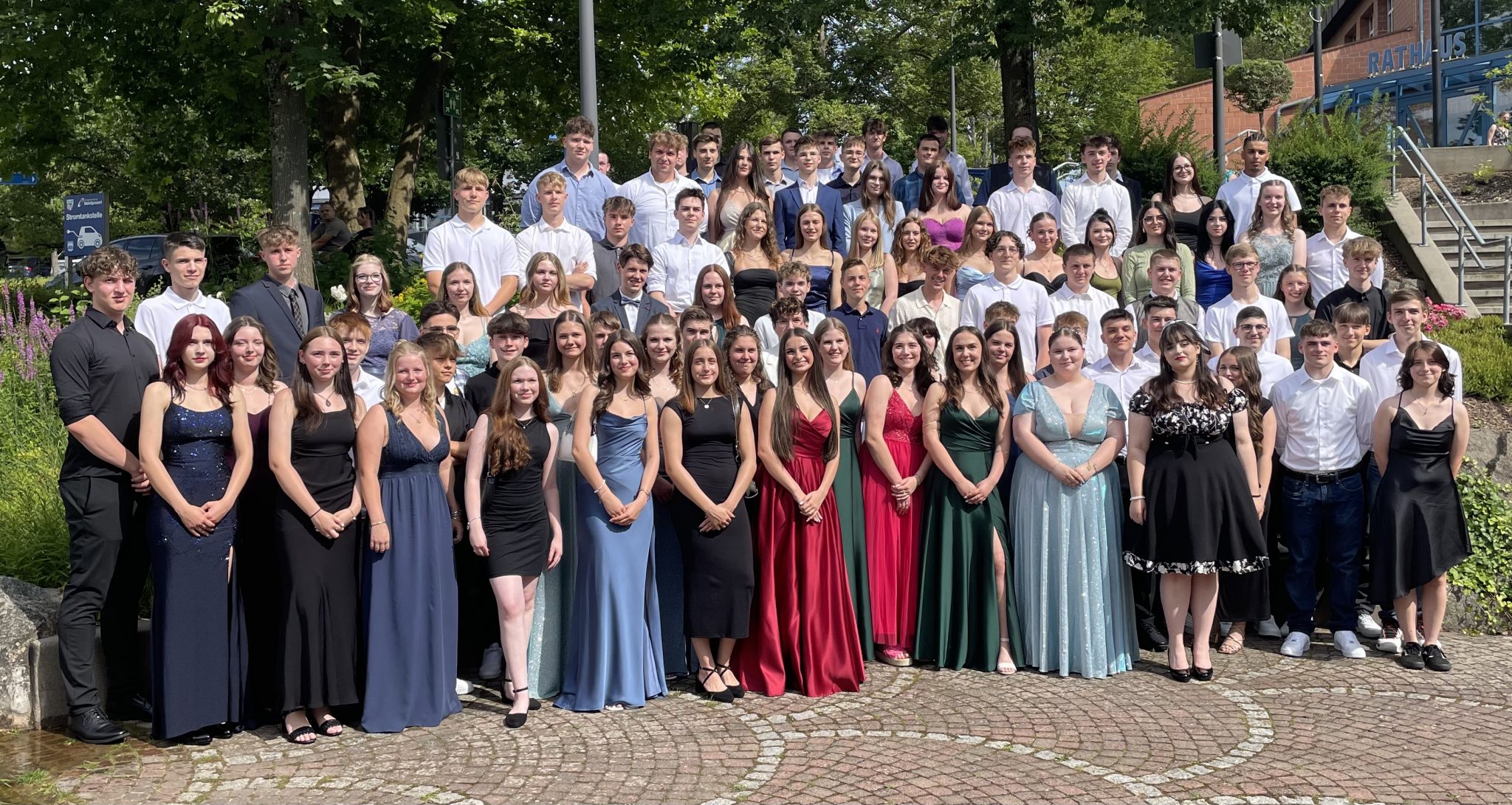 Realschule Bessenbach verabschiedet Abschlussjahrgang 2024 • Staatliche ...